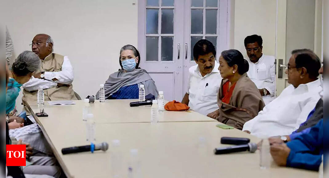 Congress top brass meets after Rahul Gandhi's disqualification | India ...