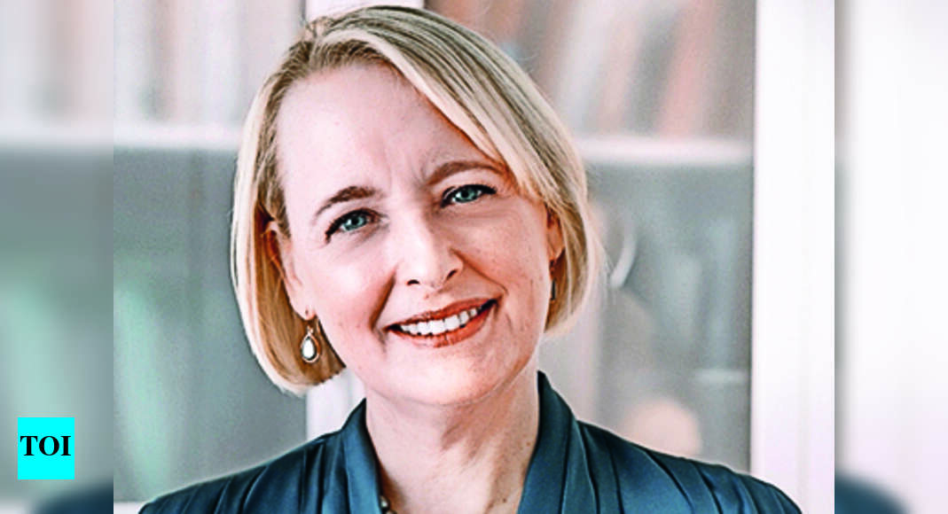 We Need Fewer Mds: Accenture Ceo | Bengaluru News - Times of India