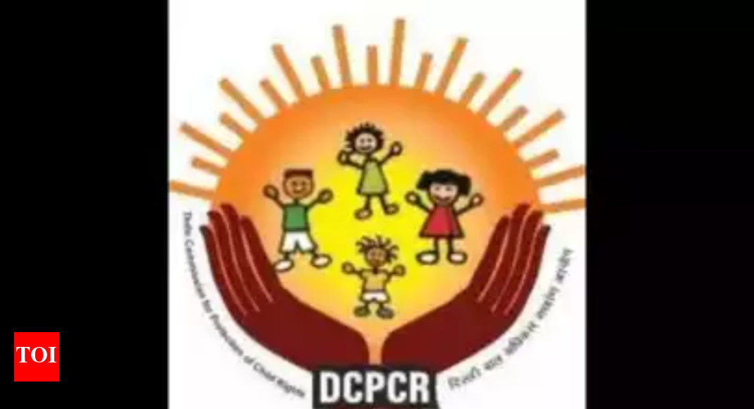 DCPCR honours people with 1st Children's Champion Awards in Delhi ...