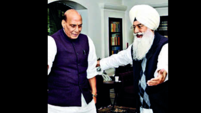 Rajnath: Rajnath Visits Dera Beas | Amritsar News - Times of India