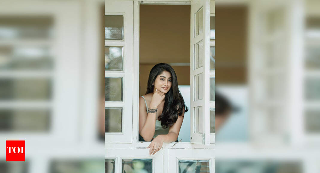 Priyanka Kumar paired opposite Shreyas Manju in a collage caper | Kannada Movie News - Times of ...