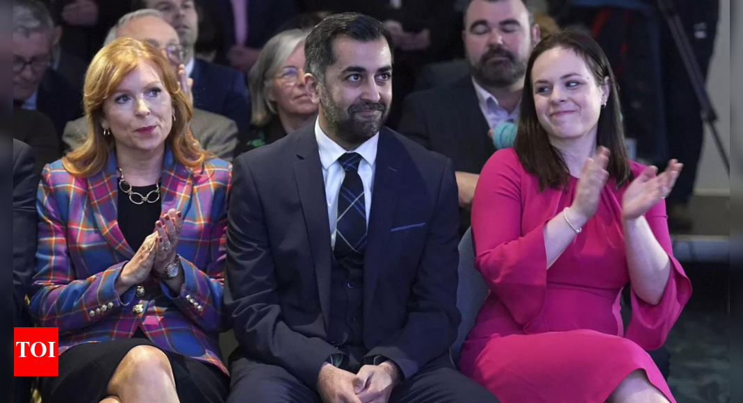 Yousaf: Scotland to get 1st Muslim leader as SNP elects Humza Yousaf ...