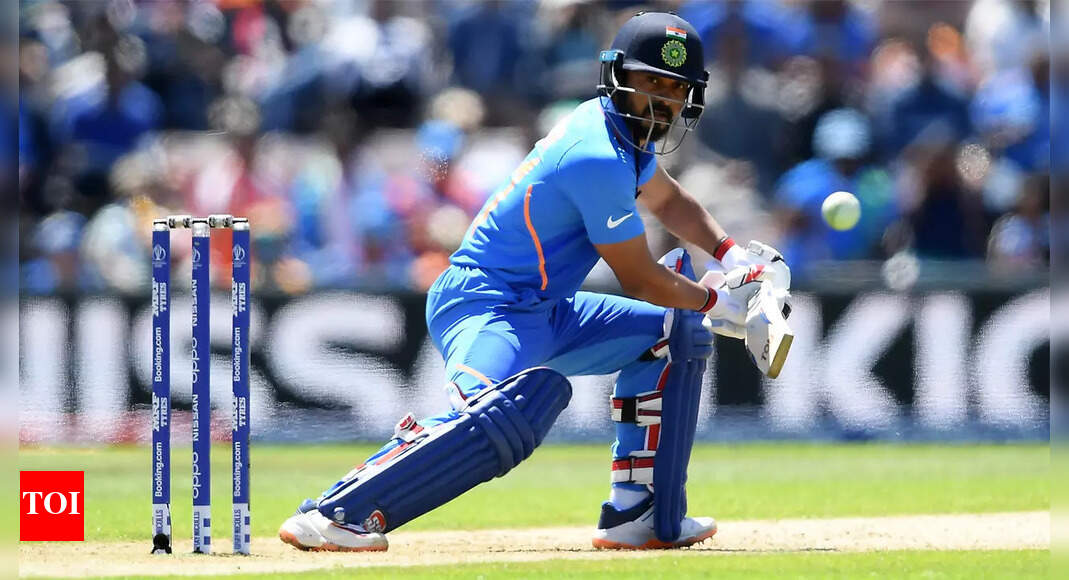 Cricketer Kedar Jadhav's father goes missing from Pune home | Off the ...