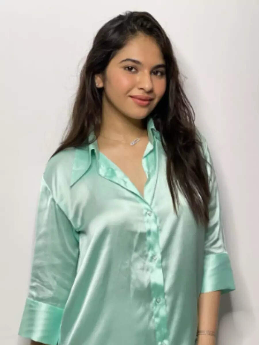 Classy pictures of Simran Natekar | Times of India