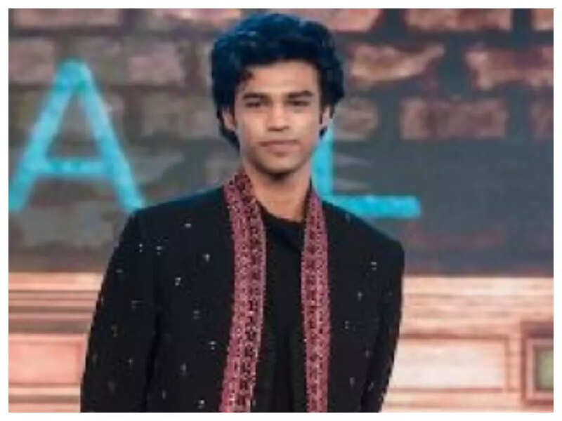 Babil Khan talks about his social media character Bablu | Hindi Movie ...