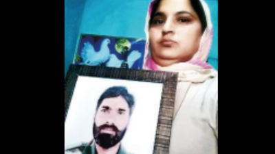 Martyr’s Widow Gives Up Hope Of Govt Job, Gears Up To Crack Reet ...