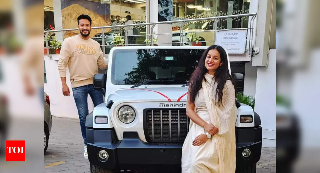 Darshak Gowda and Shilpa Ravi buy a new swanky car, say, "Here's to all ...