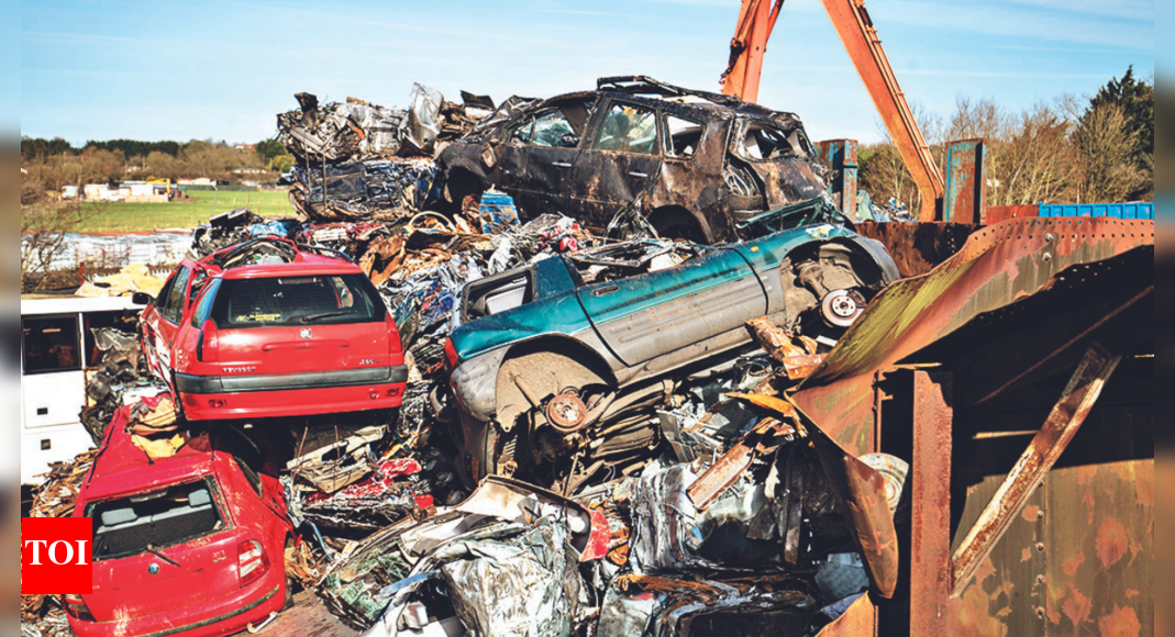 Delhi transport dept starts picking 'old' vehicles for scrapping ...