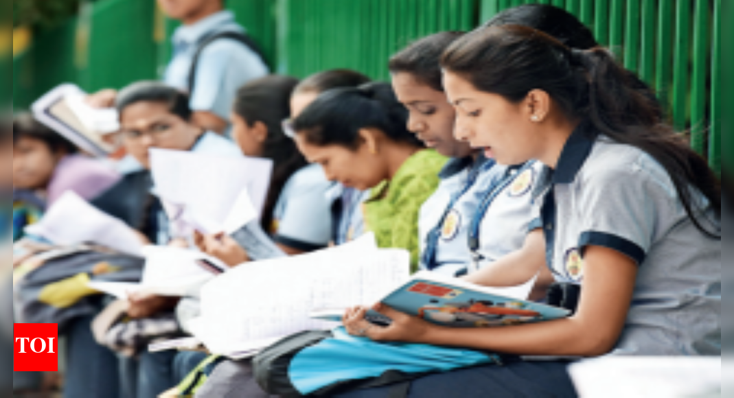 Change of pattern in science puts Class X students in time dilemma in ...