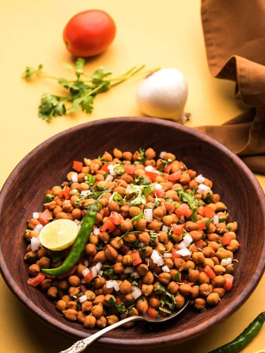 Healthy Chaat: Chaat during diet? Try this healthy Kala Chana Chaat ...