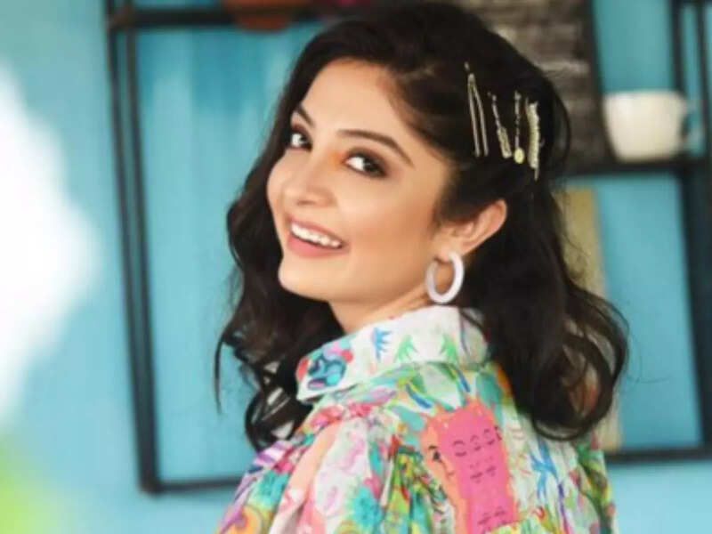 Puja Joshi announces her next project after completing 'Yudh ...