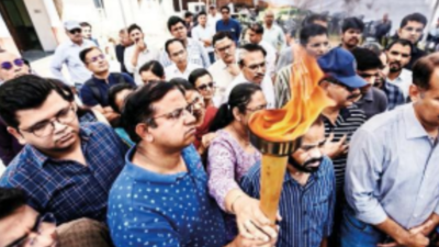Rajasthan HC issues notice to govt, docs' bodies over RTH Bill | Jaipur ...