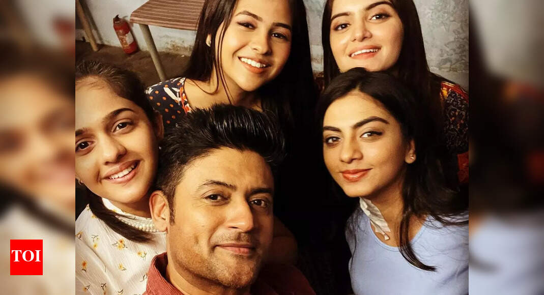 "This April Fool’s Day, I intend to fool my reel life daughters," says ...