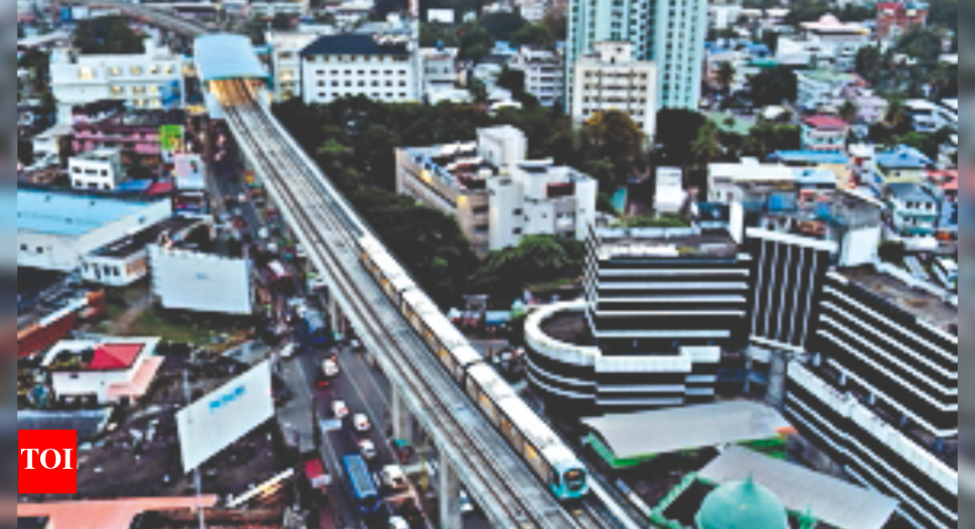 Kochi Metro: Kmrl Plans Steps To Woo Commuters | Kochi News - Times of ...