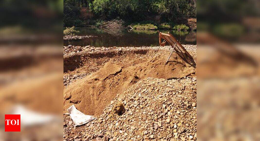 Illegal sand mining affects course of Ragado | Goa News - Times of India