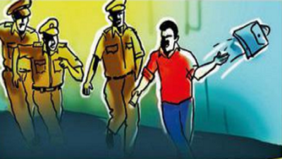 Man throws bag with gold, flees cops in Chennai | Chennai News - Times ...