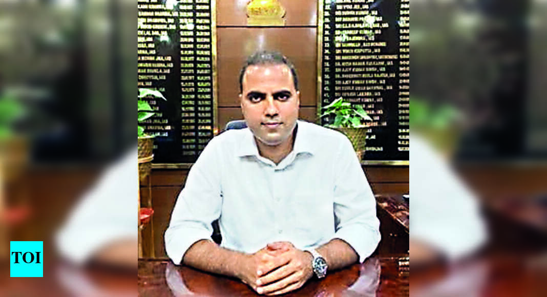 Dhanbad: Stop Unauthorised People In Coal Mines: Dhanbad Dc | Ranchi ...