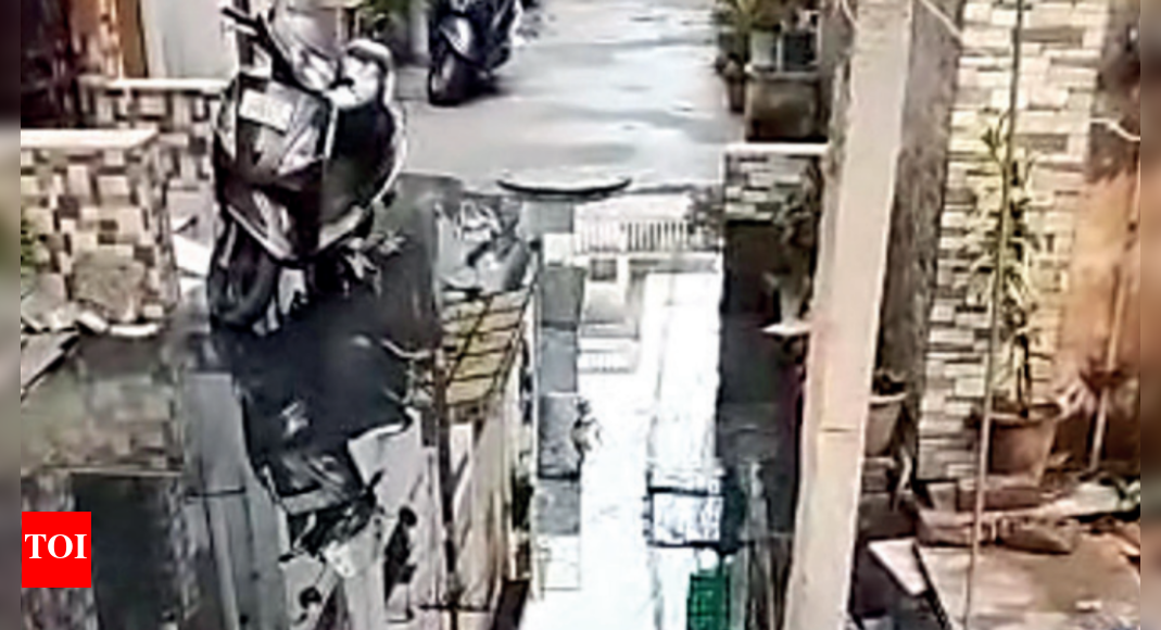 Just 2 km from DM’s office in Noida, drain water overflows on to the ...