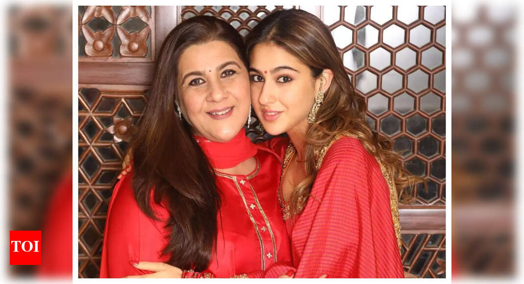 Will Sara Ali Khan star in a remake of her mom Amrita Singh's films ...