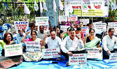 Dibrugarh: Ajycp Protests Assam Toll Plaza Fee Hike | Guwahati News ...