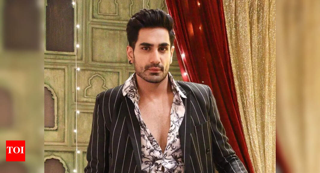 Chashni actor Aryan Arora shoots intense fighting sequences for the show - Times of India