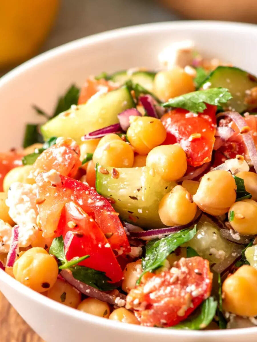 How to make White Chana Salad for weight loss | Times of India