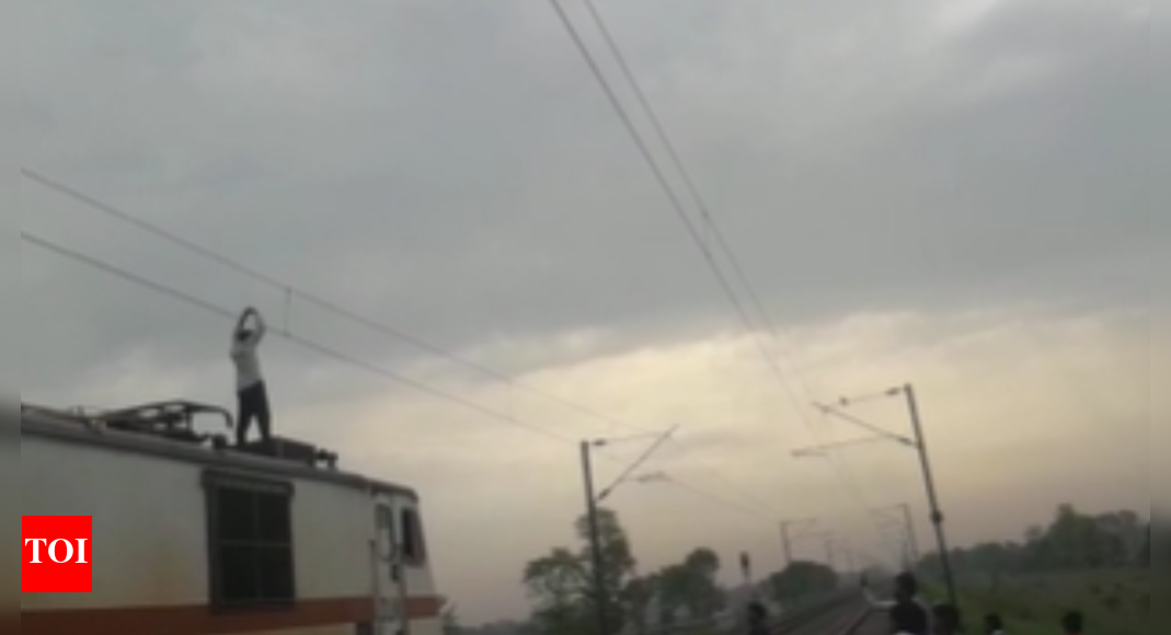 Man suffers severe burns after touching high-tension electric wire on ...