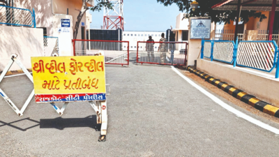 CISF: Cisf, Bcas Review Security At Airport | Rajkot News - Times of India