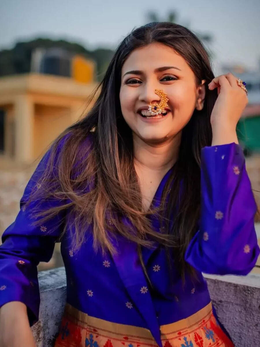 Dnyanada Ramtirthkar's beautiful Paithani pantsuit | Times of India