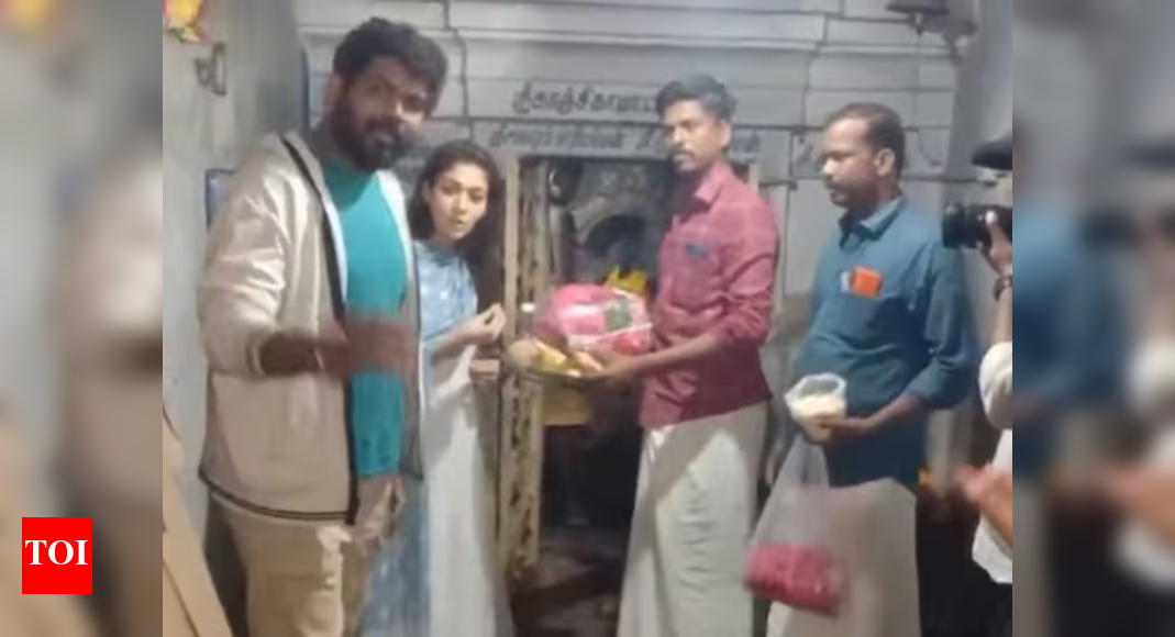 Nayanthara loses her cool, threatens to break a fan’s phone | Tamil Movie News - Times of India