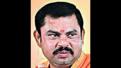 MLA Raja Singh detained by Hyderabad police ahead of Hanuman Jayanti rally | Hyderabad News ...