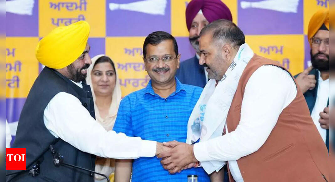 Cong Turncoat Rinku Is Aap Candidate | Chandigarh News - Times of India