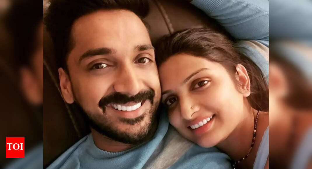 TV couple Divya Shridhar and Arnav Amjat blessed with a baby girl ...