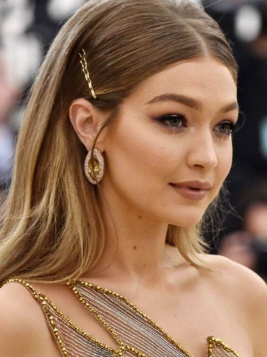 Gorgeous Hairstyles To Pair With Gowns and Frocks | Zoom TV