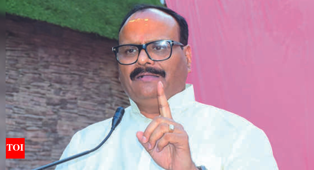 UP fully geared for Covid fight: Deputy CM Brajesh Pathak | Kanpur News ...