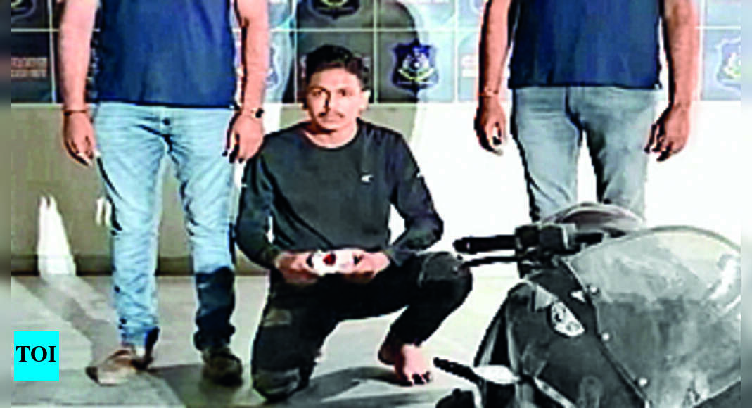 History Sheeter Held For Chain Snatching Ahmedabad News Times Of India