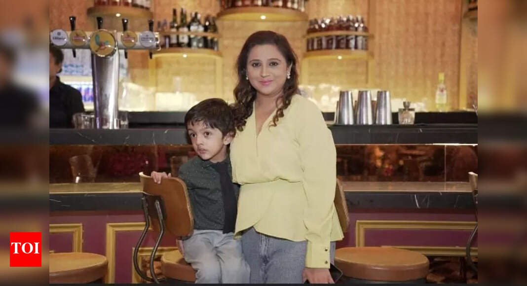 ‘Swadeshini Bideshini’ celebrates Bangaliana with a heartwarming story ...