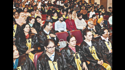 Usol: 100 Usol Undergrad, Pg Students Receive Degrees | Chandigarh News ...