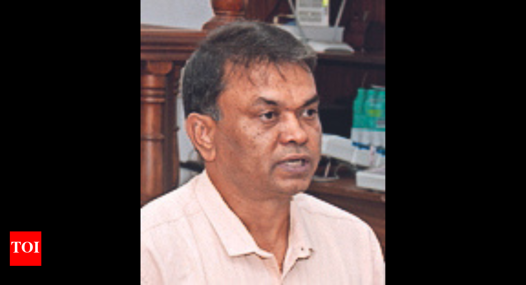 Pwd: Distribution Of Forms To Be Completed In 3 Days: Dc | Mangaluru ...