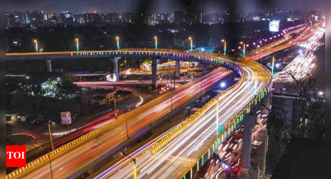 Second of three Chheda Nagar Flyovers thrown open by Maharashtra CM ...