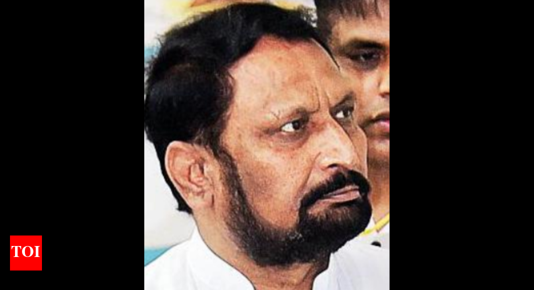 Laxman Savadi pours it out, says he'll quit as MLC today | Hubballi ...