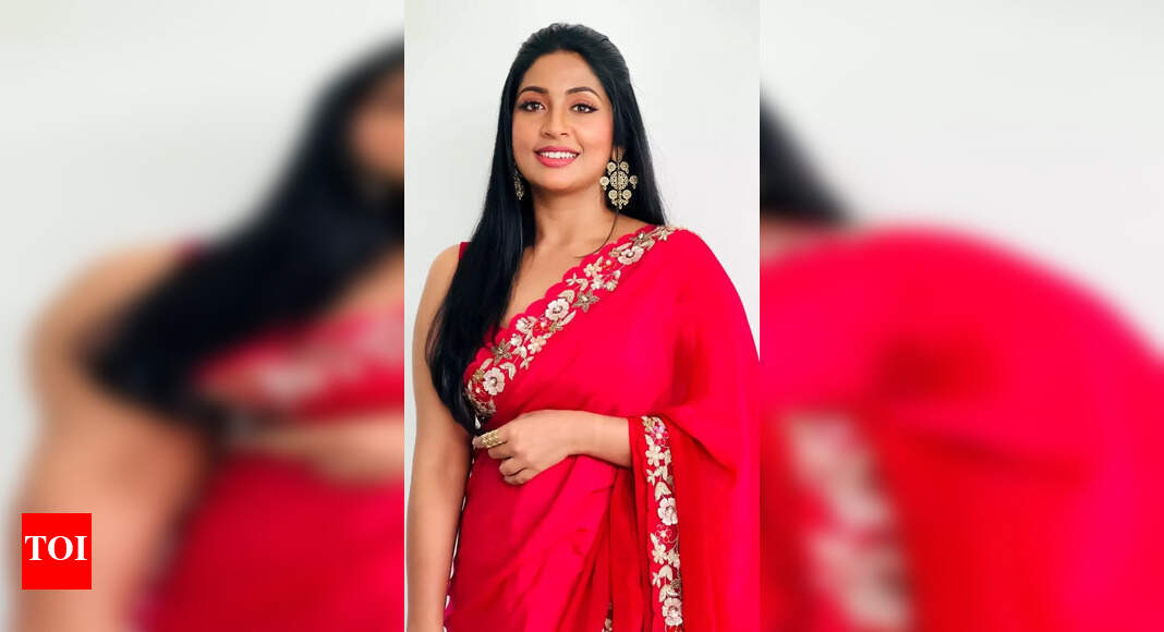 I am enjoying the journey post comeback, says Navya Nair | Malayalam ...