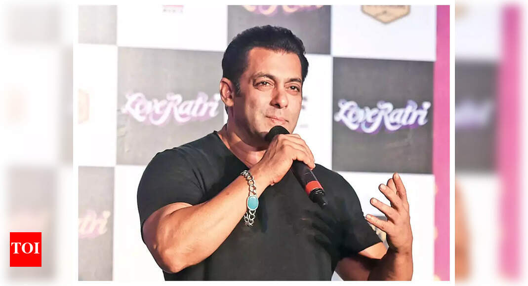 Salman Khan rants about women in a monologue on Kapil Sharma's comedy ...