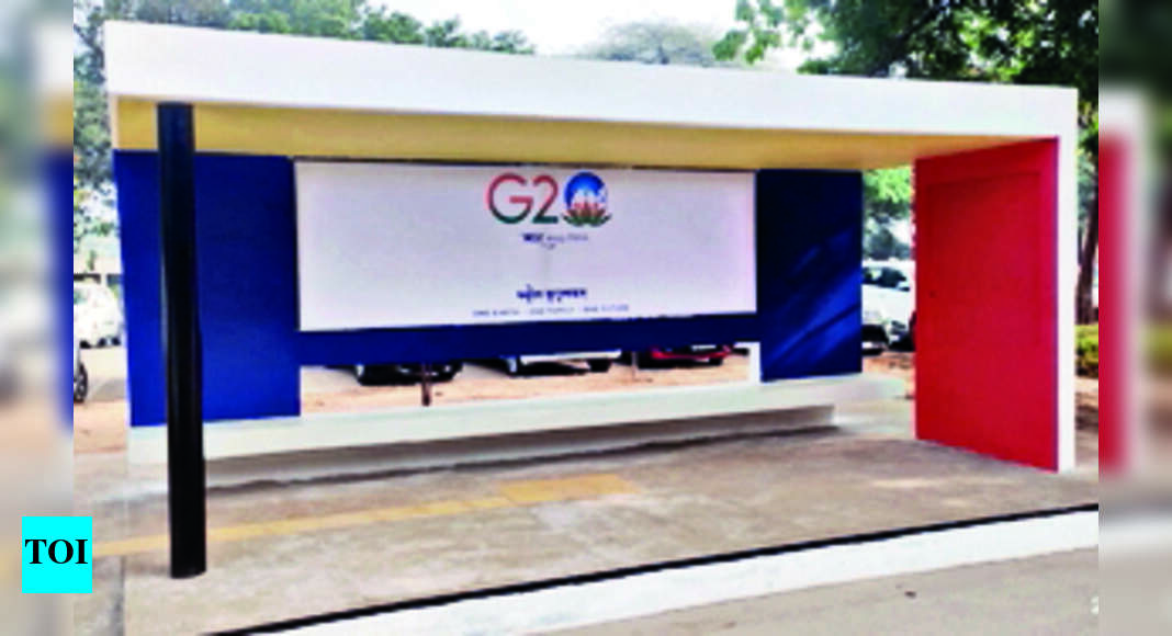 Ut Completes Construction Of 71 New Bus Queue Shelters | Chandigarh ...