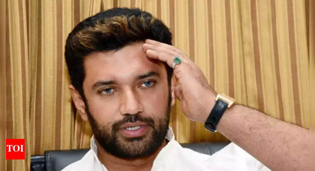 Chirag: Rai Meets Chirag On ‘courtesy’ Visit | Patna News - Times of India