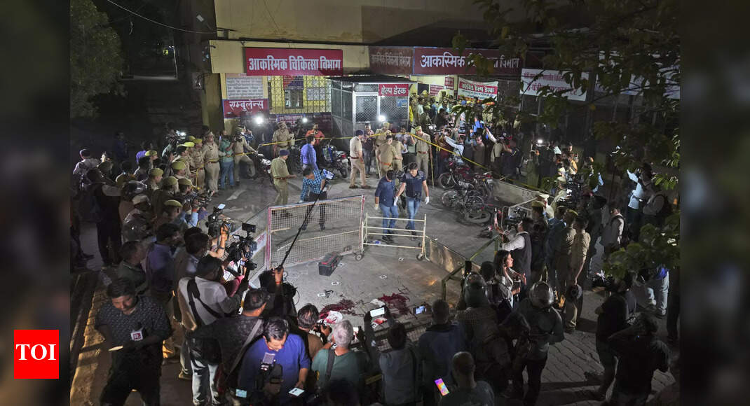 Atiq Ahmed Death News: Opposition leaders target UP government after ...