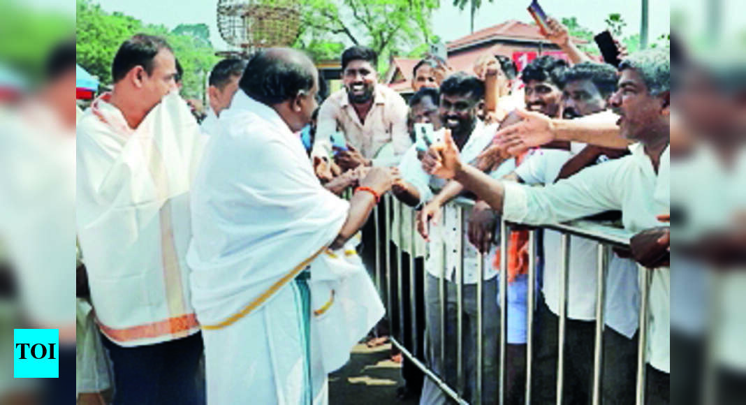 Shettar: Jd(s) Doesn’t Need A Tall Leader Like Shettar: Hdk | Mangaluru ...