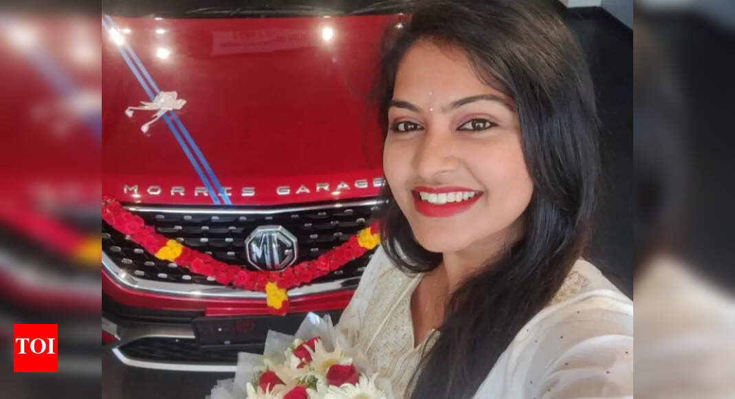 Rachitha Mahalakshmi adds a brand new SUV to her luxurious car ...