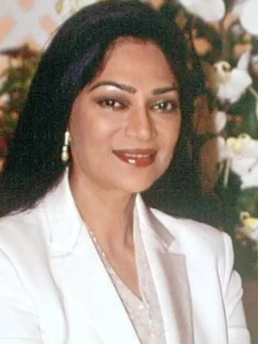 Bollywood actors who rocked as Talk show hosts | Times of India