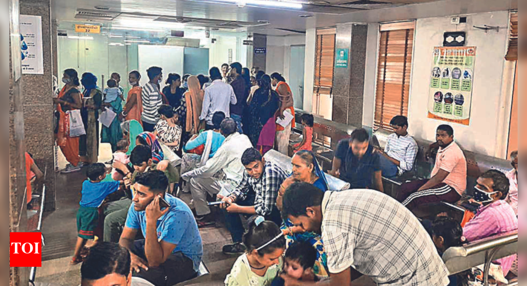 Noida: Wearing a mask? There's none to check for Covid norms here ...